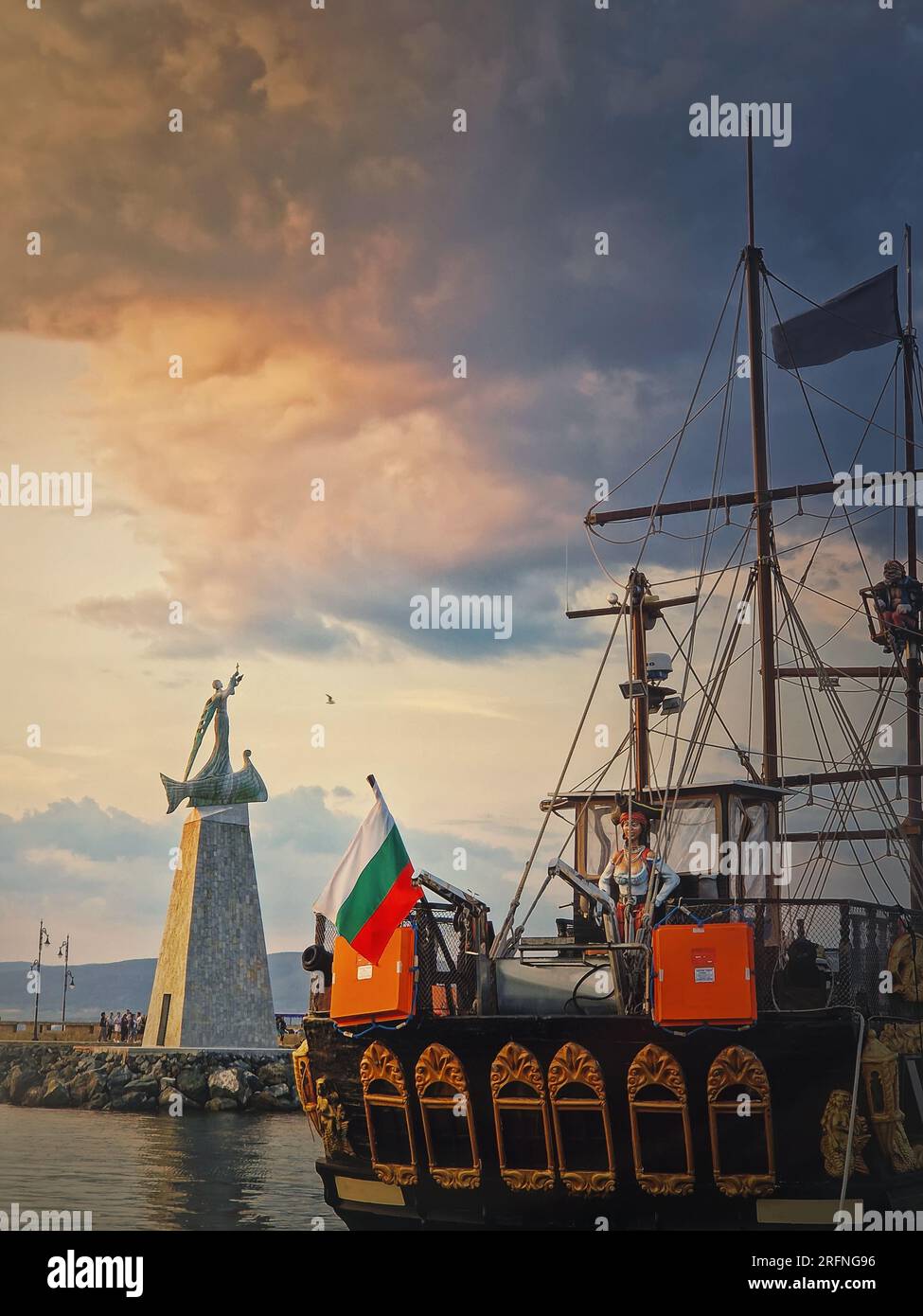 Saint nicholas light vessel hi-res stock photography and images - Alamy