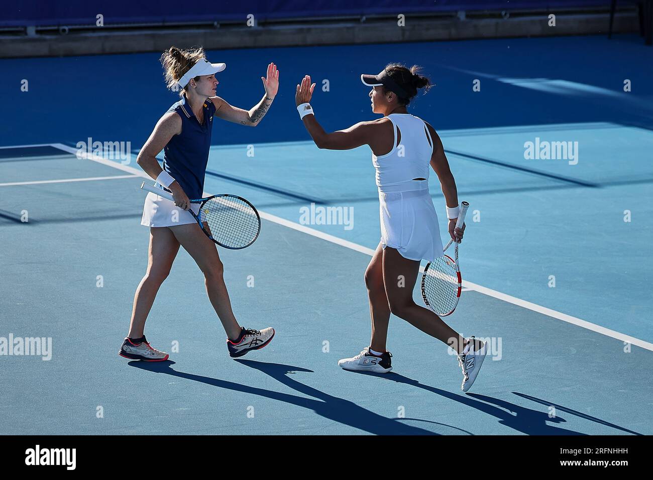 Andrea gamiz hi-res stock photography and images - Alamy