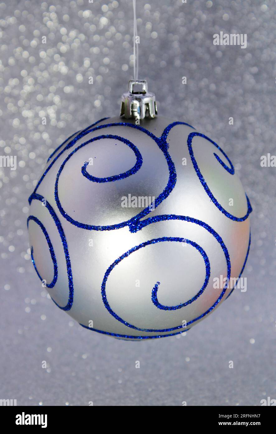 Silver sphere hi-res stock photography and images - Alamy