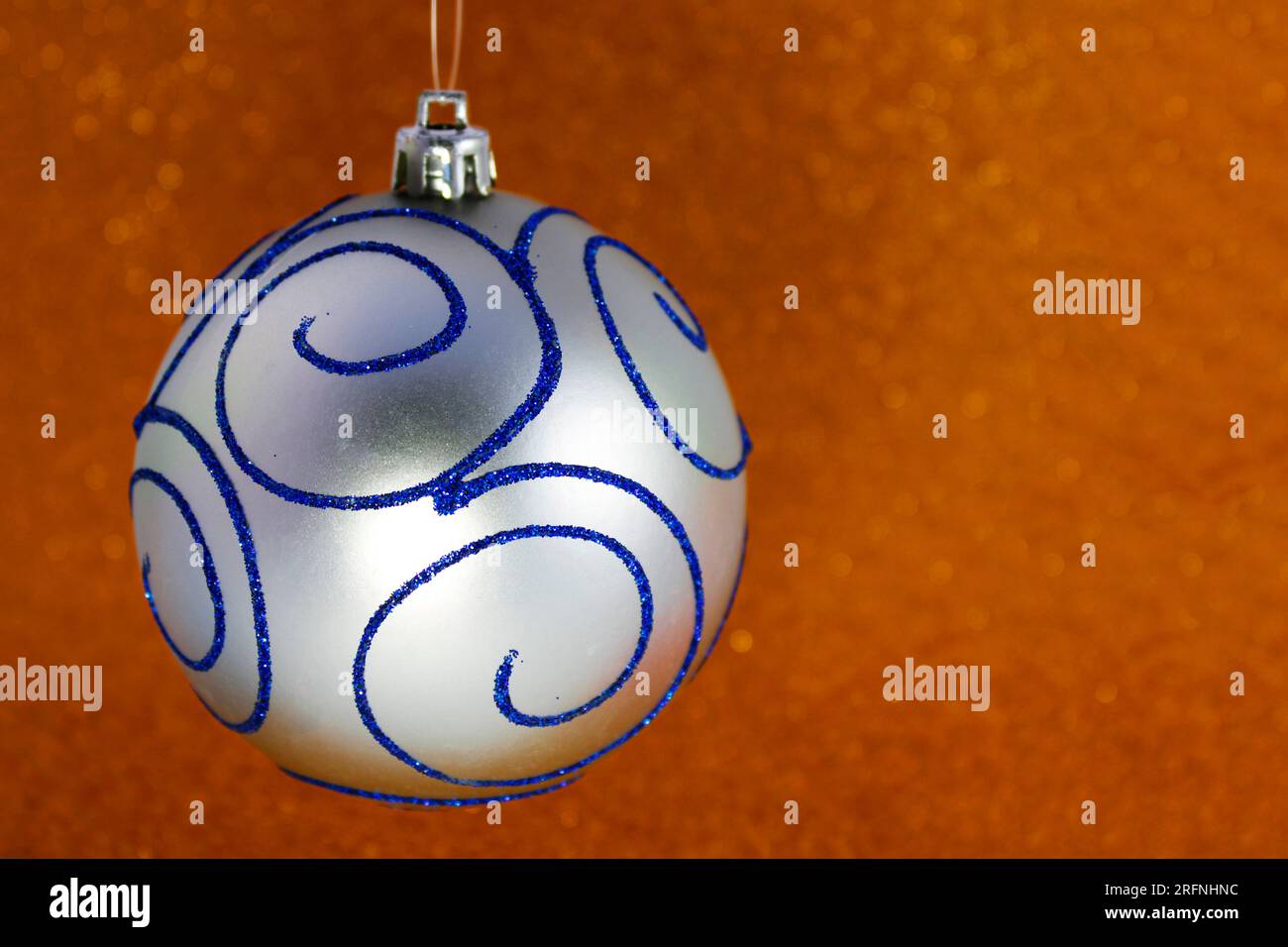 Silver sphere hi-res stock photography and images - Alamy