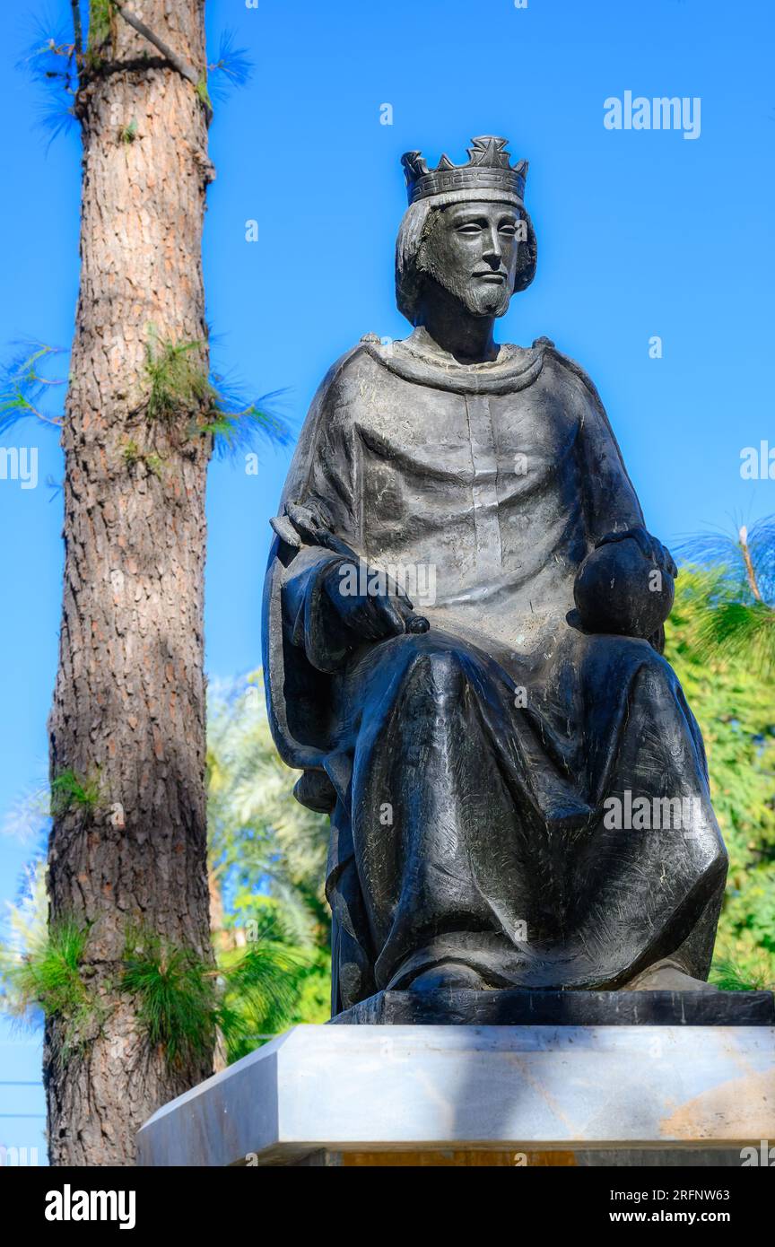 Rey alfonso el sabio hi-res stock photography and images - Alamy