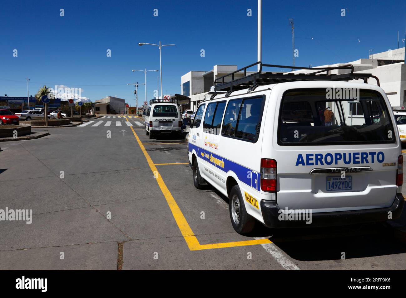 Worlds highest airport hi-res stock photography and images - Alamy