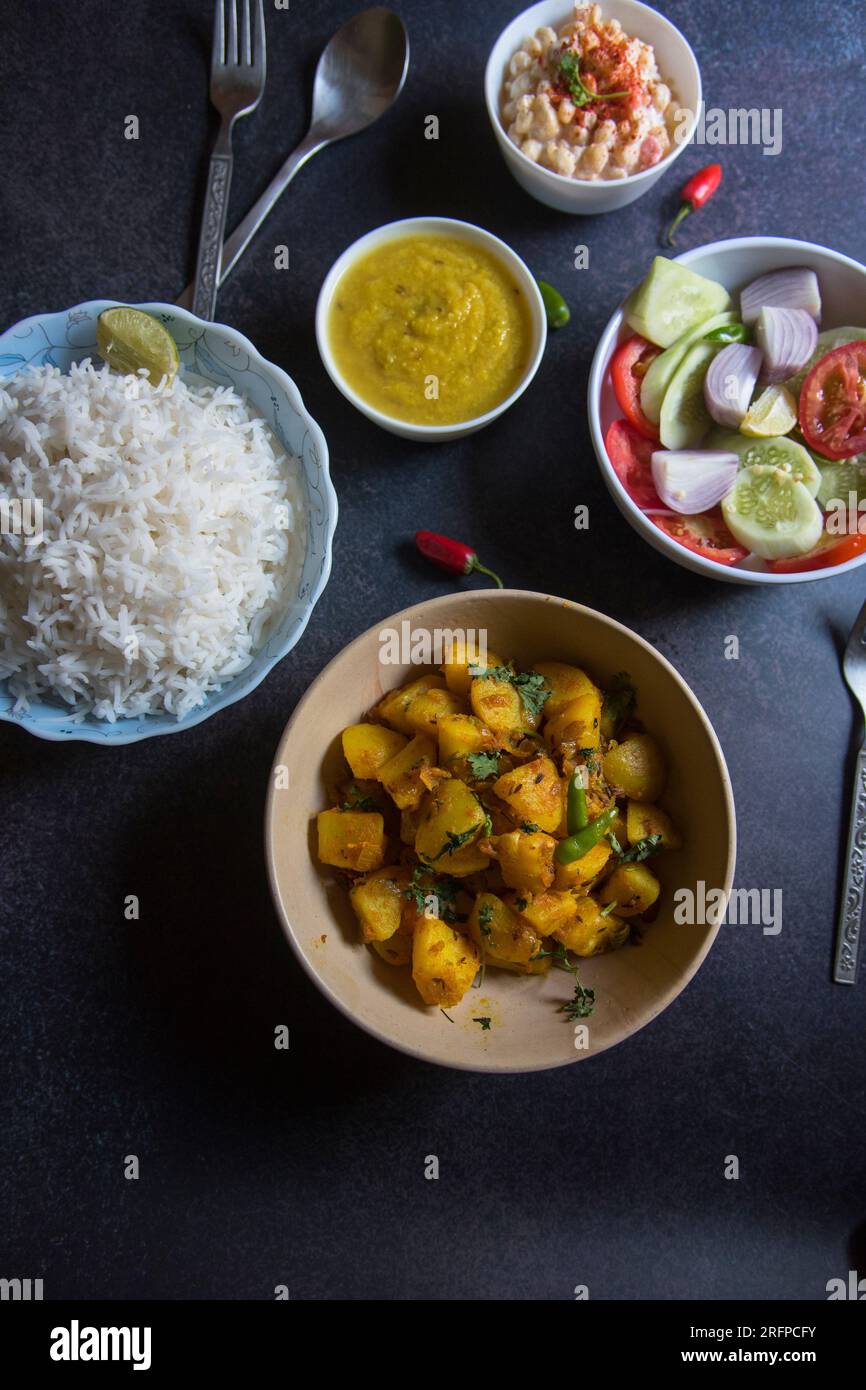 Indian vegetarian thali hi-res stock photography and images - Alamy