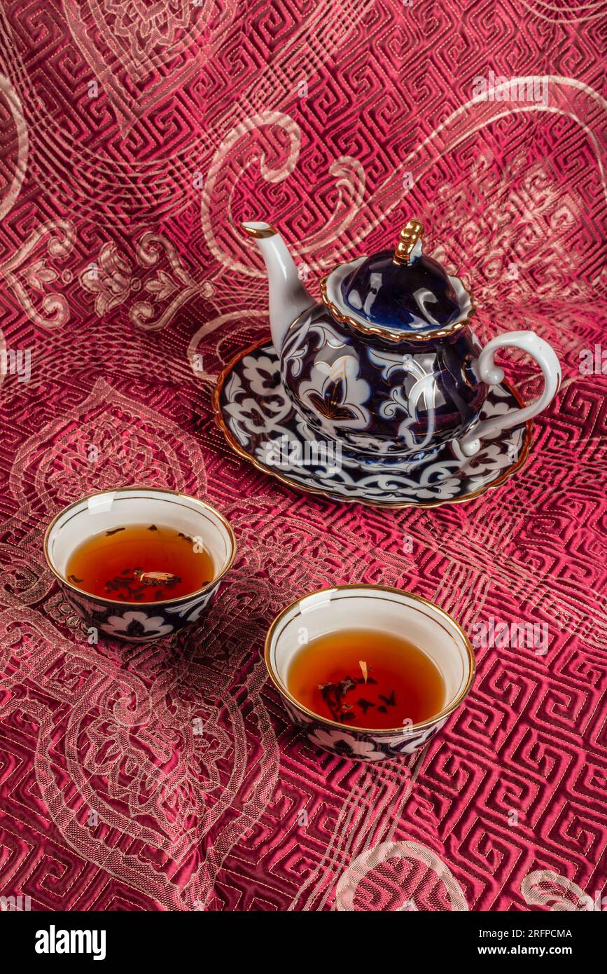 traditional uzbek tea with two cups Stock Photo - Alamy