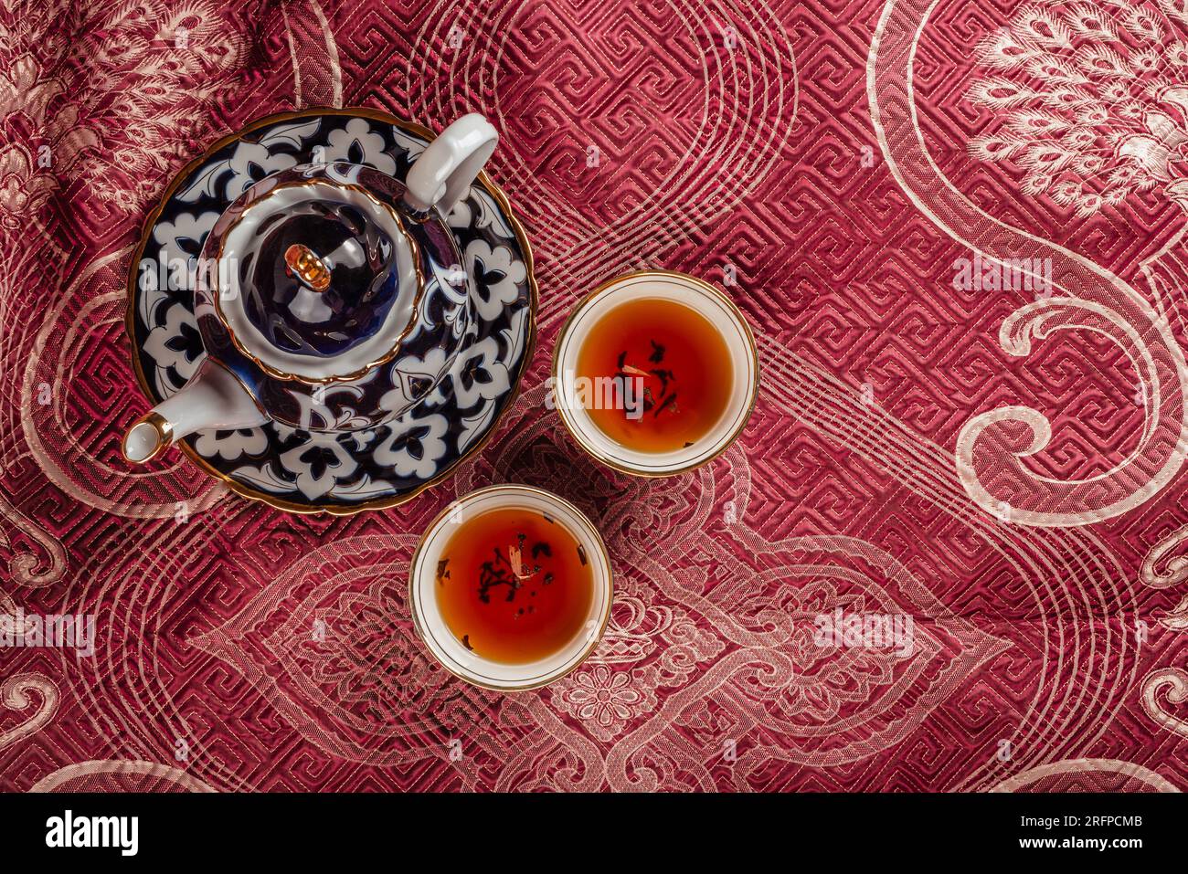 traditional uzbek tea with two cups Stock Photo - Alamy
