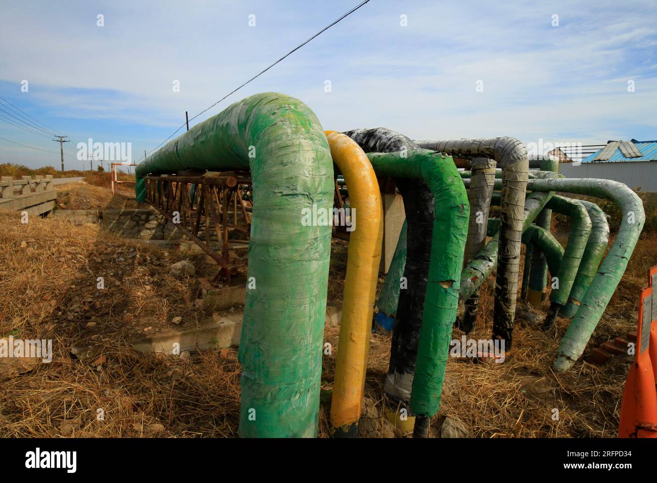 Pipeline of oil fields Stock Photo - Alamy