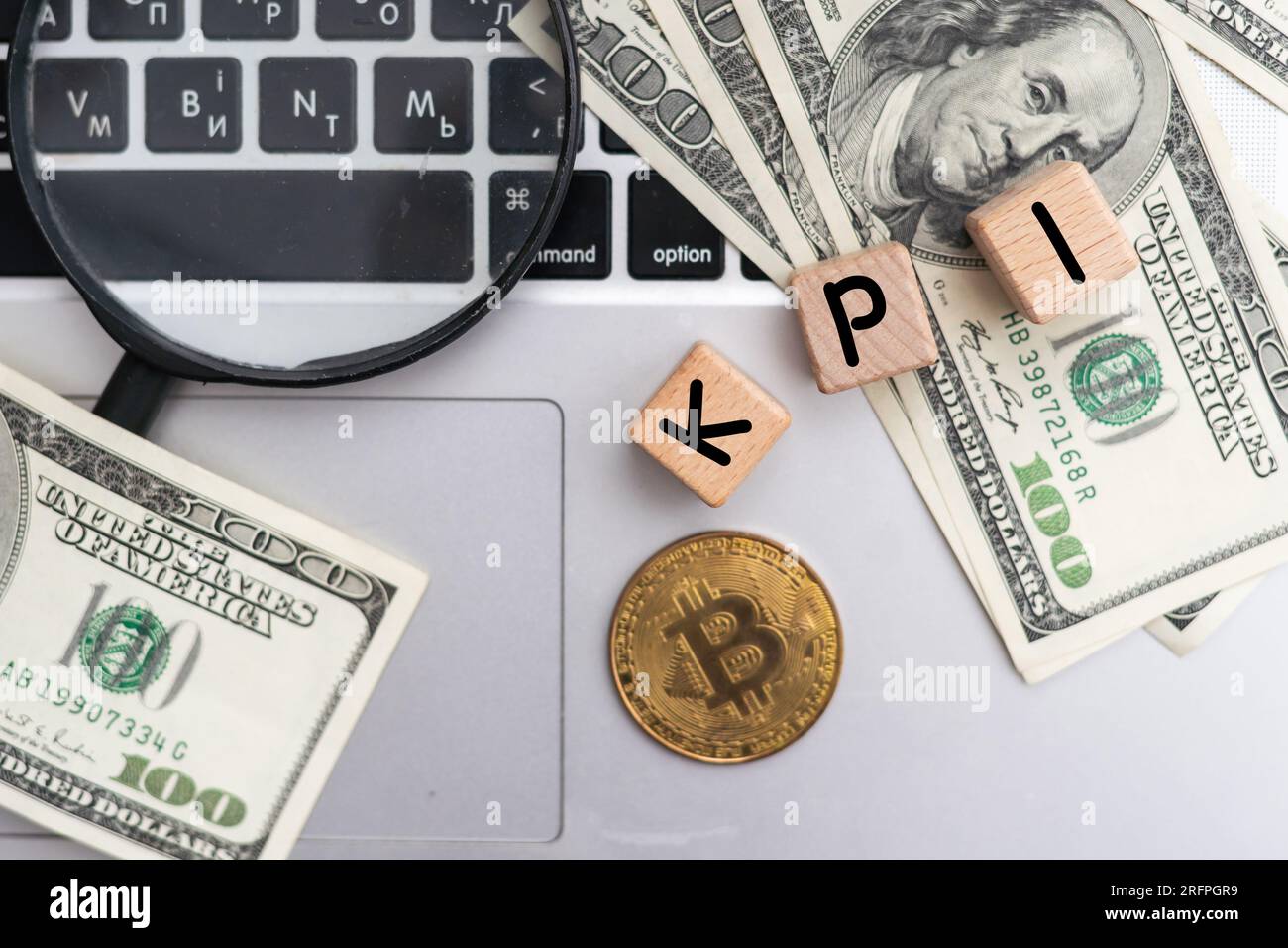 KPI word on cubes. Key performance indicator Stock Photo - Alamy