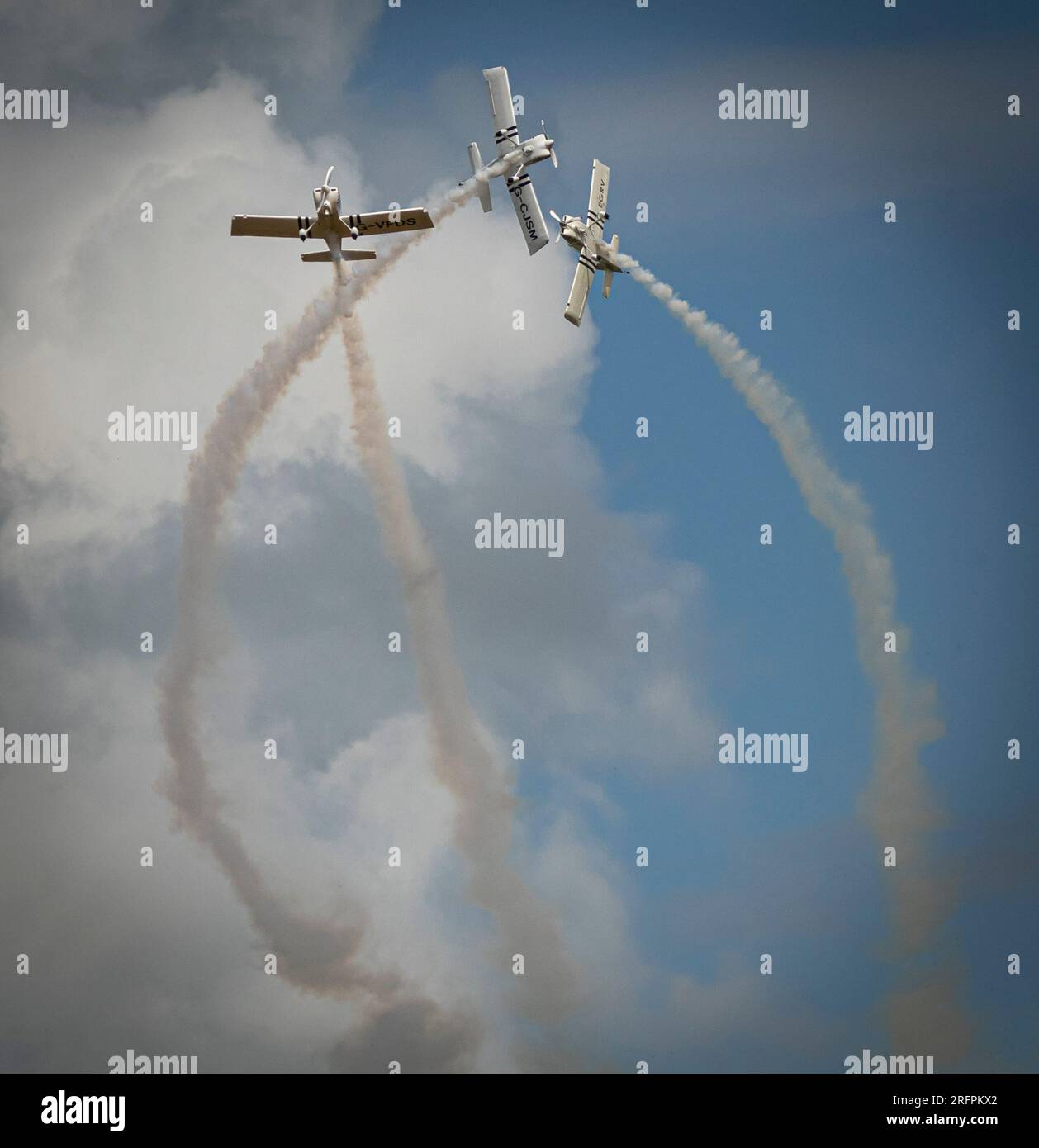 Acrobatics in plane hi-res stock photography and images - Alamy