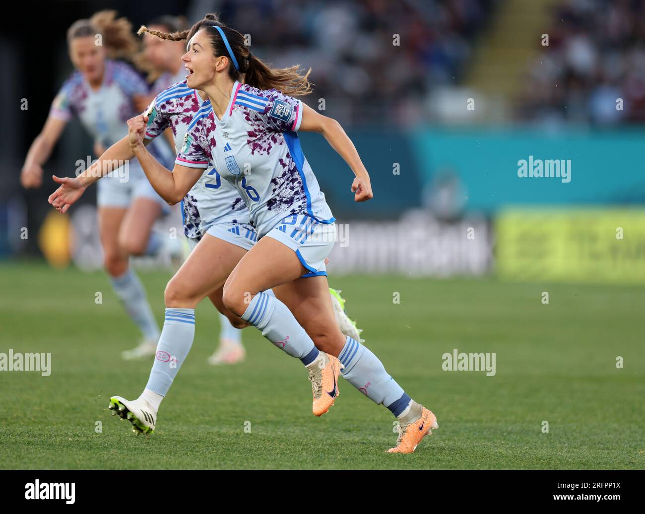 Auckland, New Zealand. 5th Aug, 2023. Aitana Bonmati (front) of Spain ...