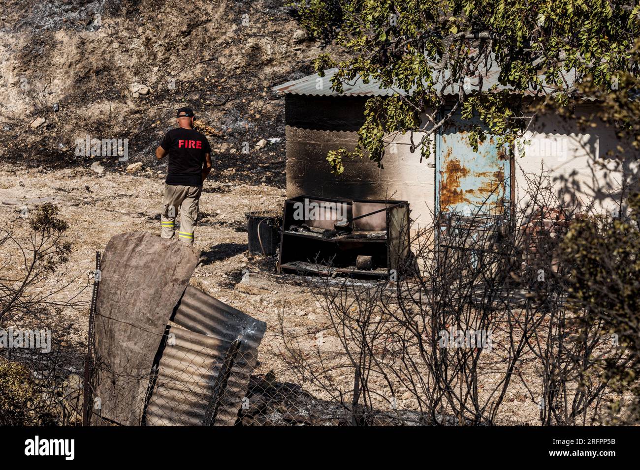 Burnt shed hi-res stock photography and images - Alamy