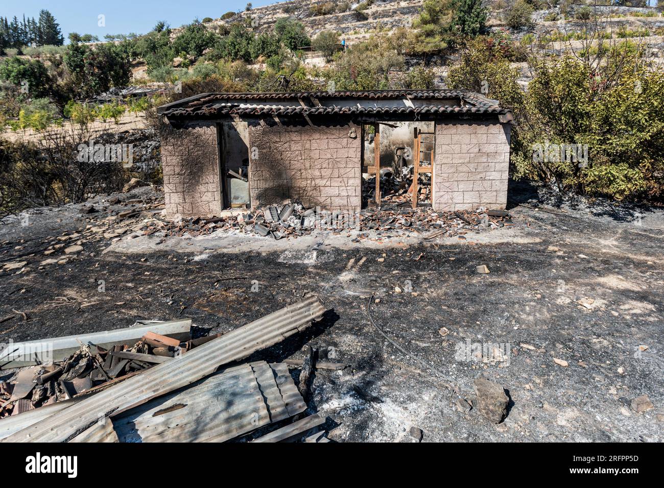 Alassa, Cyprus. 05th Aug, 2023. A burnt building is seen at the area ...