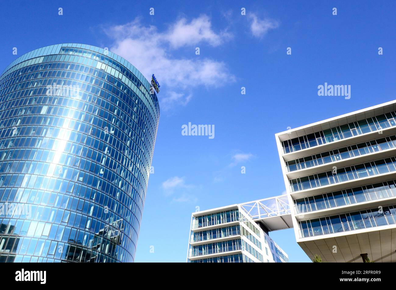 Omv headquarter hi-res stock photography and images - Alamy