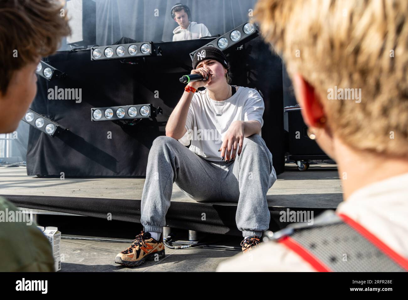 Venbee singer hi-res stock photography and images - Alamy