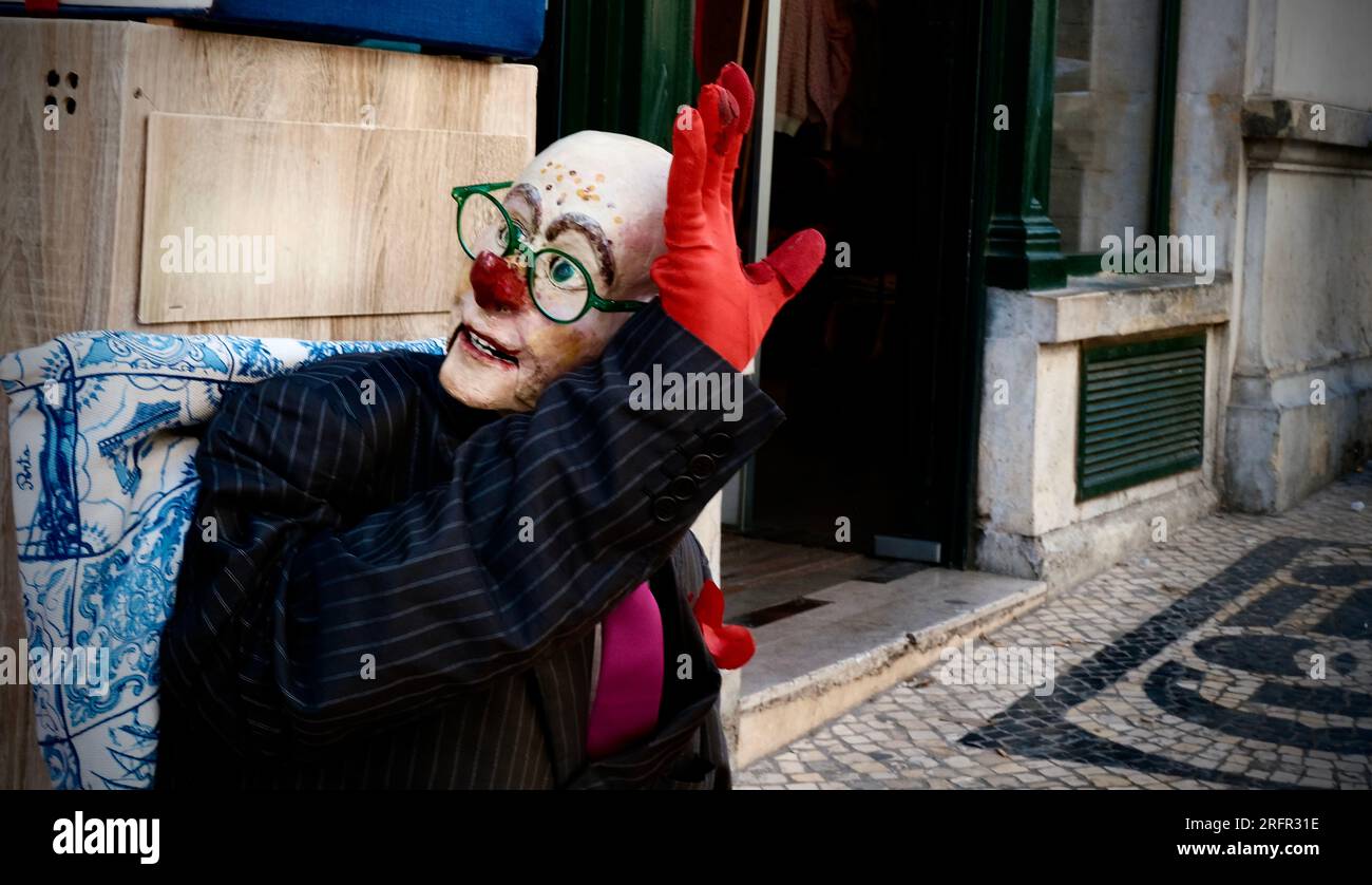 Lisbon city street mime artist, entertainer Stock Photo - Alamy