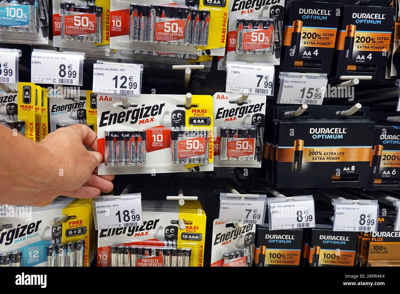 Blister packs Batteries in a store Stock Photo - Alamy