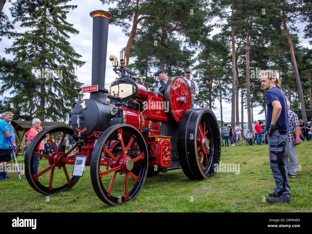 Alt Schwerin, Germany. 05th Aug, 2023. The steam tractor "Lady Jane ...