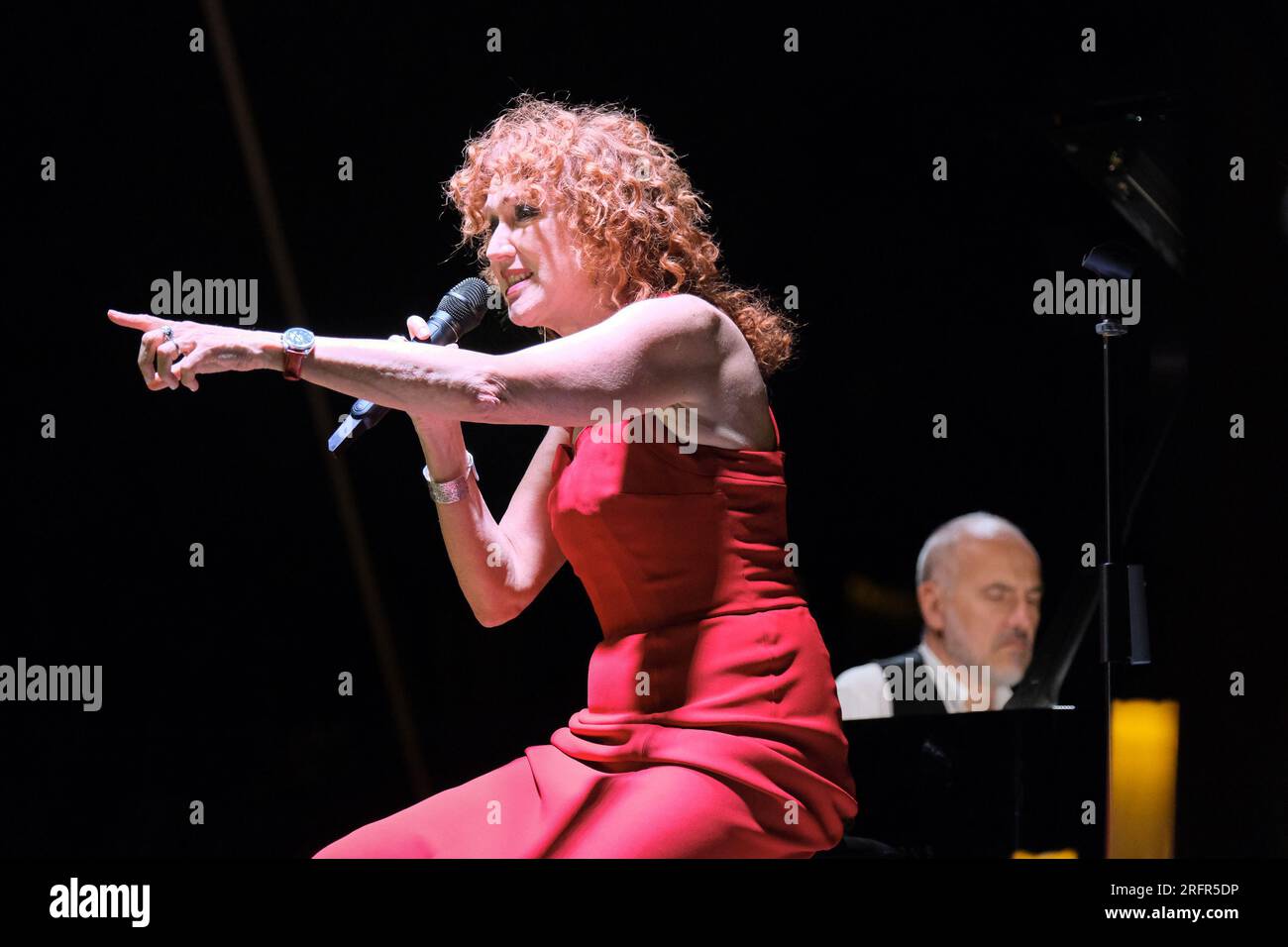 Vasto, Italy. 04th Aug, 2023. Italian singer Fiorella Mannoia (L) and ...