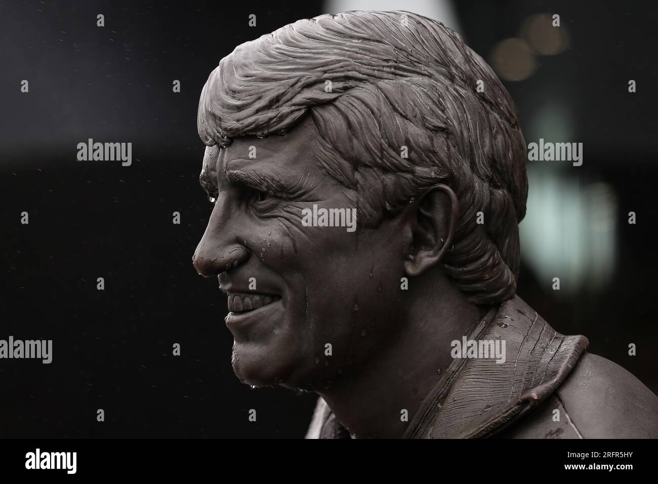 Graham taylor statue hi-res stock photography and images - Alamy