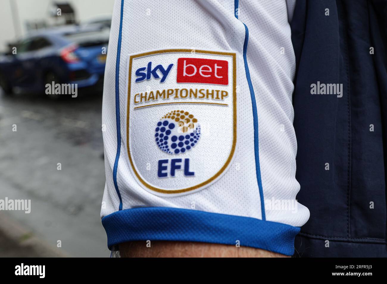 Efl badge hi-res stock photography and images - Alamy