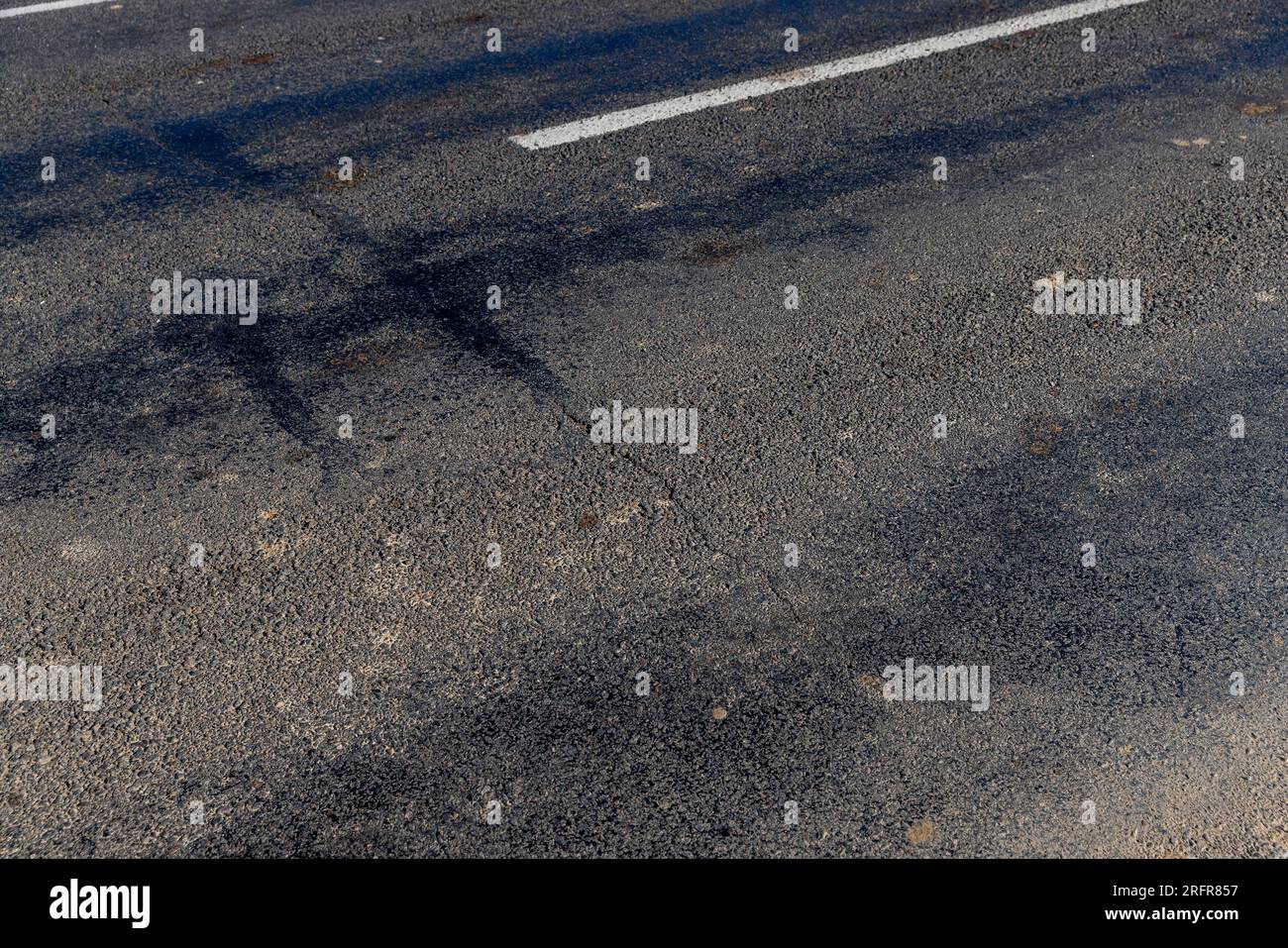 Details of the paved highway , the structure of the road with some ...