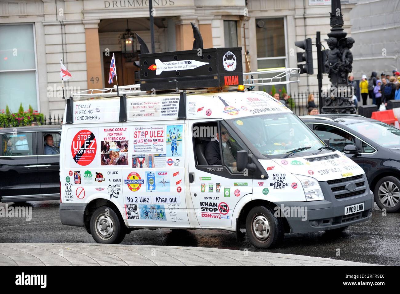 London, UK, 25 Oct Transport for London, TFL ULEZ Ultra Low Emission ...