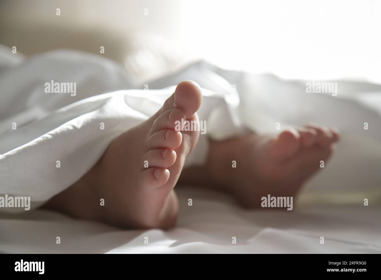 Child feet hi-res stock photography and images - Alamy