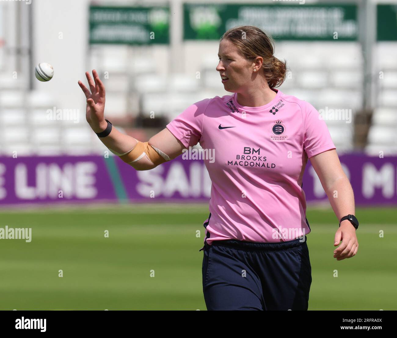London championship 50 over hi-res stock photography and images - Alamy