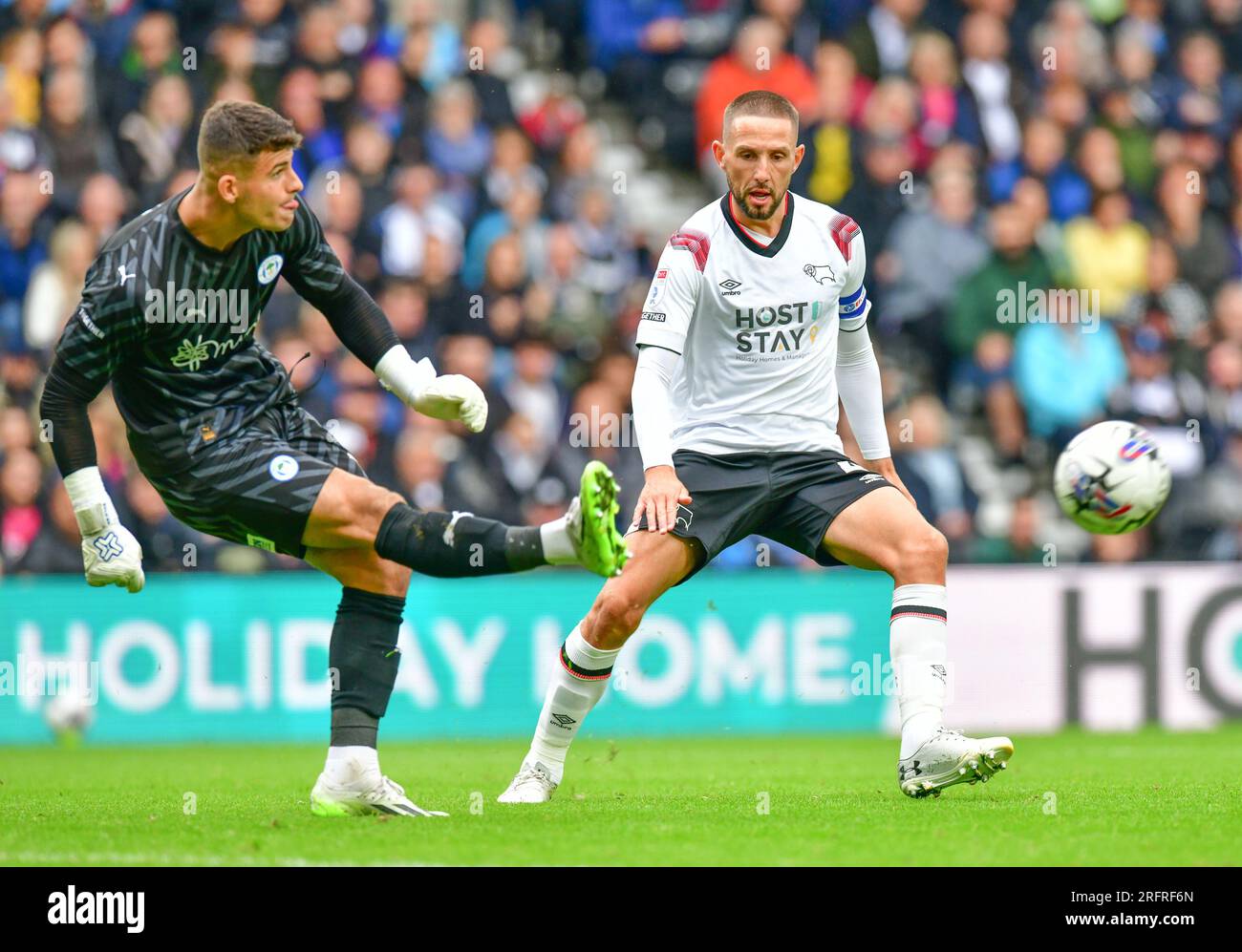 Sam tickle wigan goalkeeper hi-res stock photography and images - Alamy