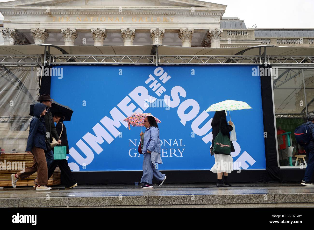 Trafalgar square summer festival hi-res stock photography and images ...