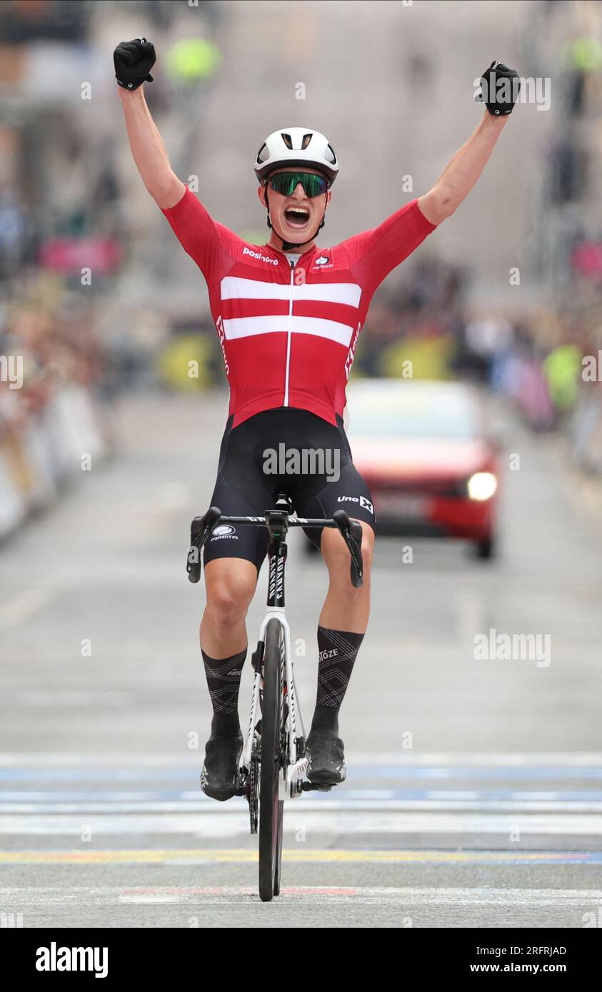 Glasgow, UK. 05th Aug, 2023. Danish Albert Philipsen celebrates after ...