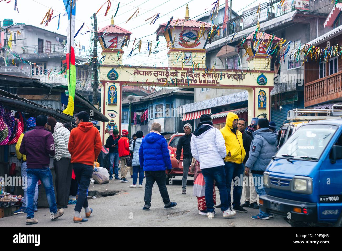 India Nepal International Border in Pasupati Mirik.The second border ...