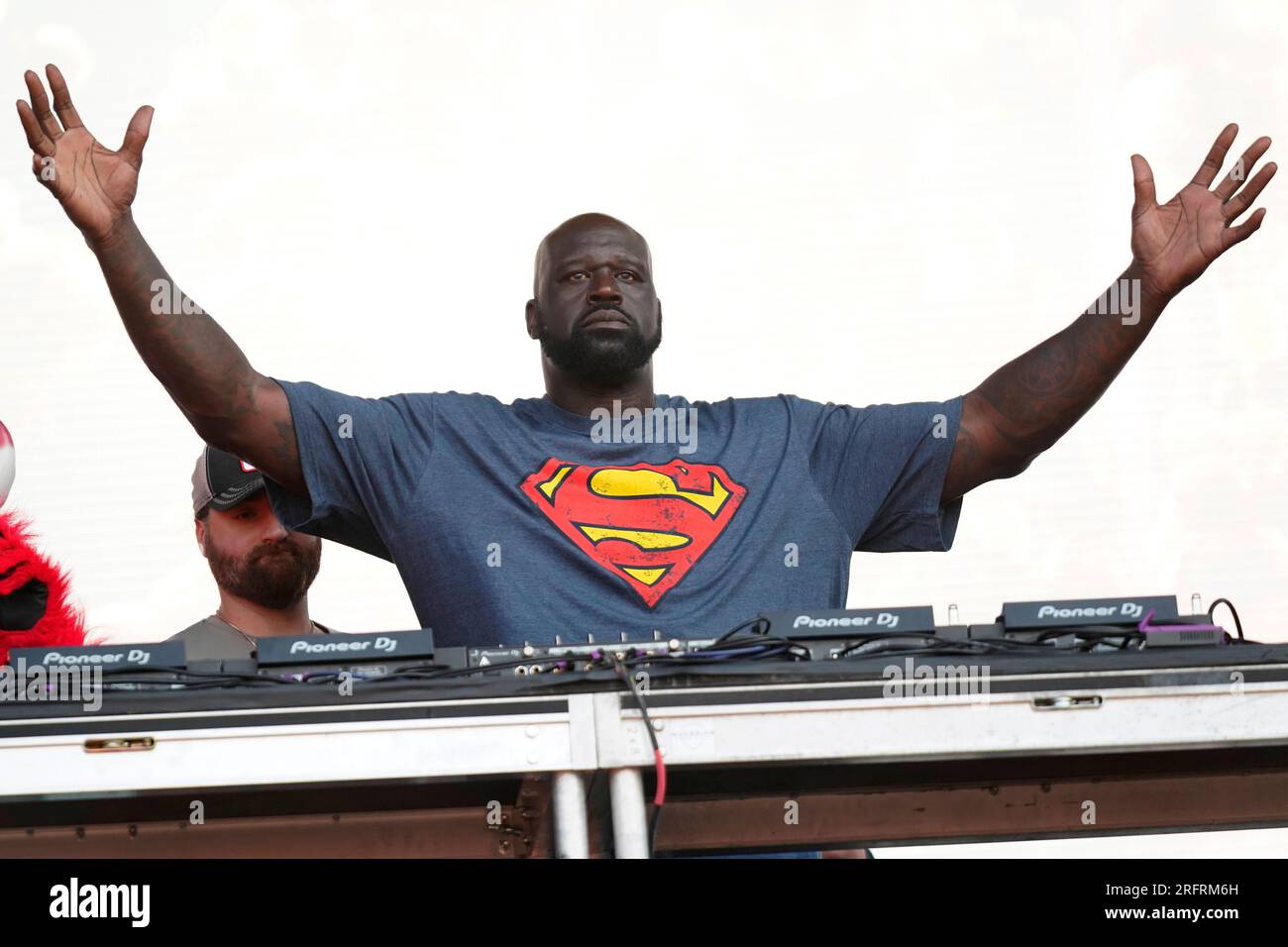 Shaquille O'Neal, aka DJ Diesel, performs on day two of the ...
