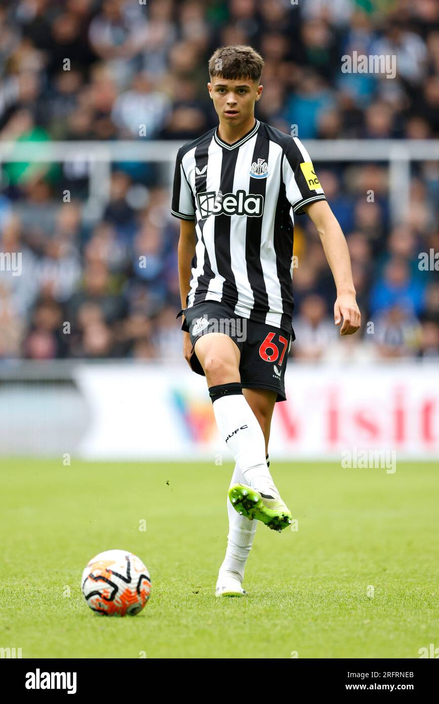 Lewis miley newcastle united hi-res stock photography and images - Alamy