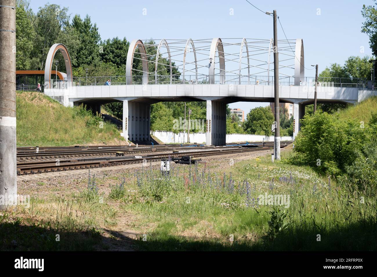 Small railroad bridge hi-res stock photography and images - Alamy