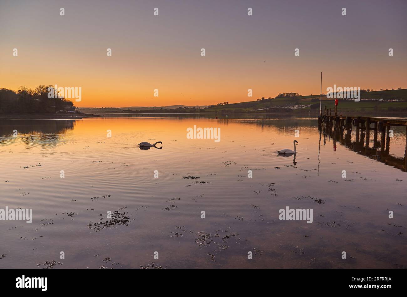 Reflective river hi-res stock photography and images - Alamy