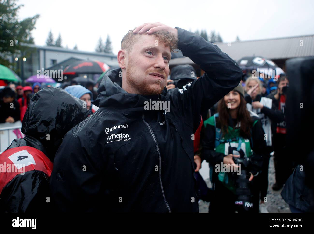 2023 uci cycling world championships mountain bike downhill hi-res ...