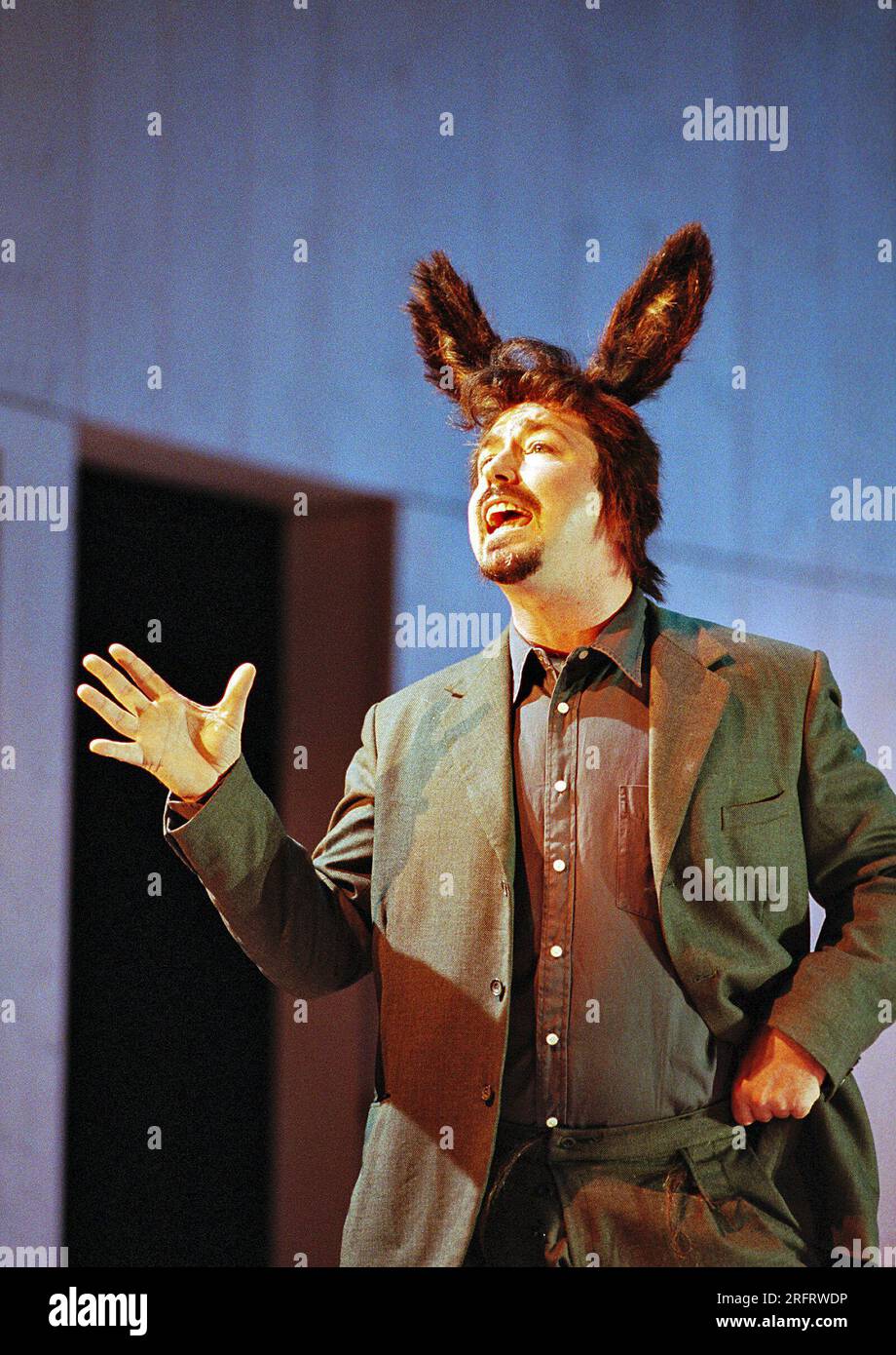 Daniel Ryan (Nick Bottom) in A MIDSUMMER NIGHT'S DREAM by Shakespeare ...