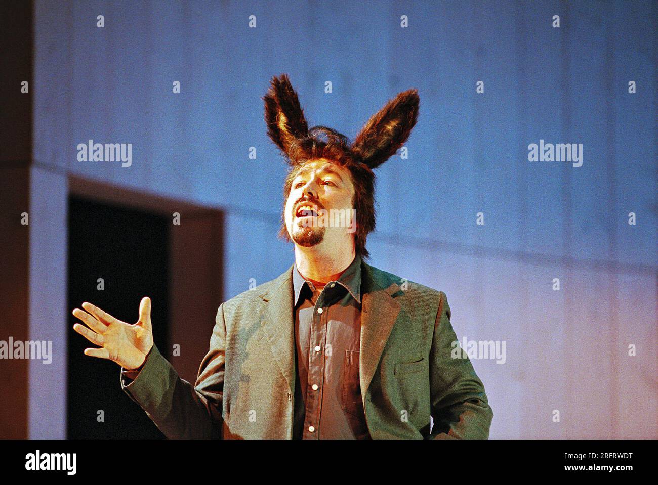 Daniel Ryan (Nick Bottom) in A MIDSUMMER NIGHT'S DREAM by Shakespeare ...