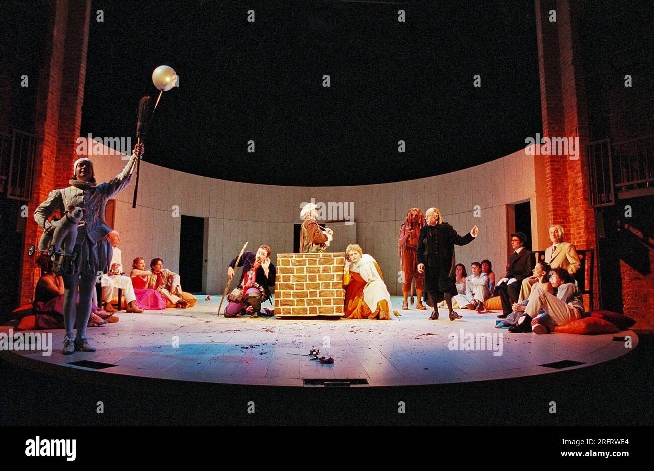 left: David Hobbs (Robin Starveling / Moonshine) centre, l-r: Daniel ...