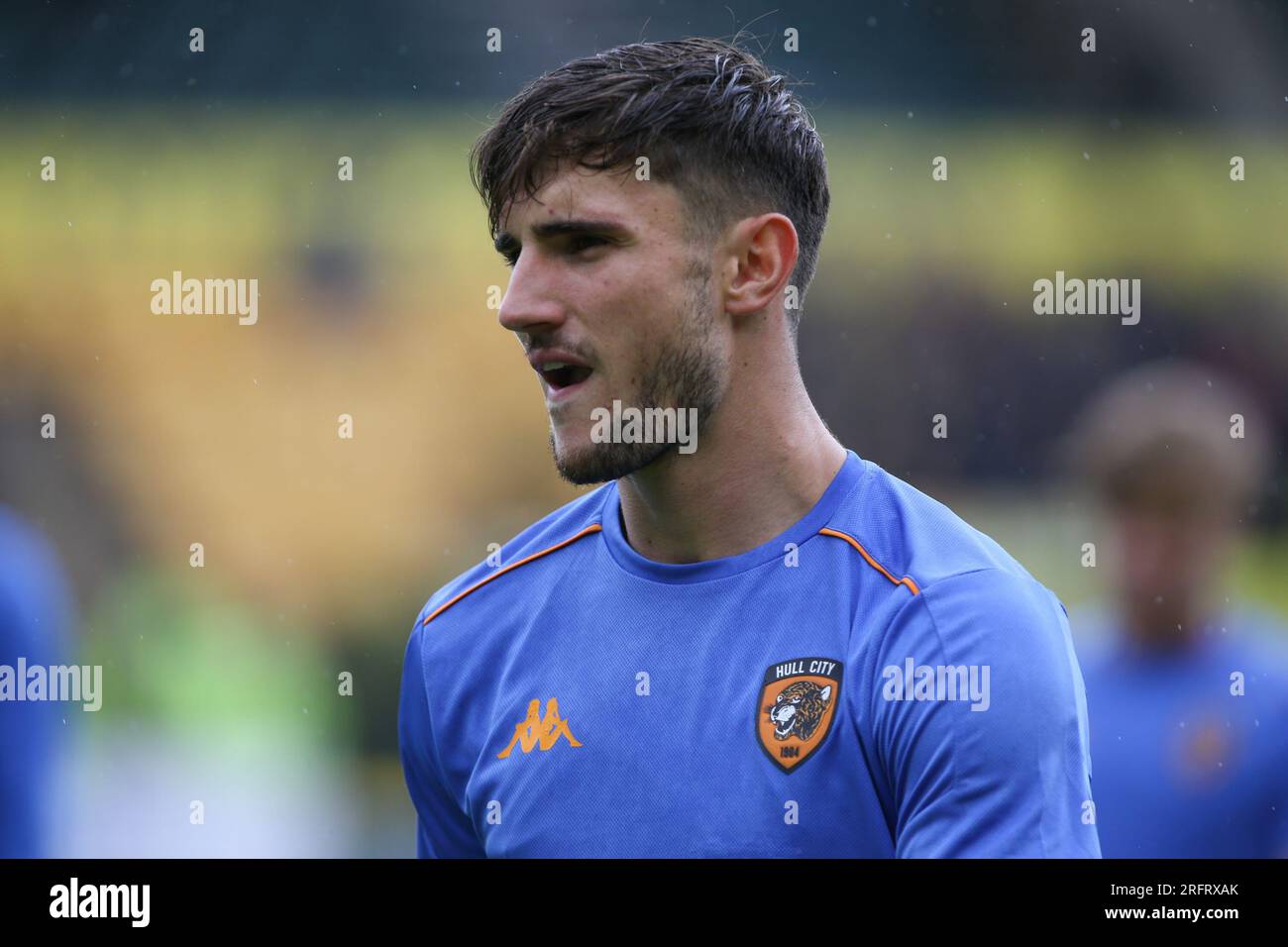 Ryan Longman #16 of Hull City warms up during the Sky Bet Championship ...