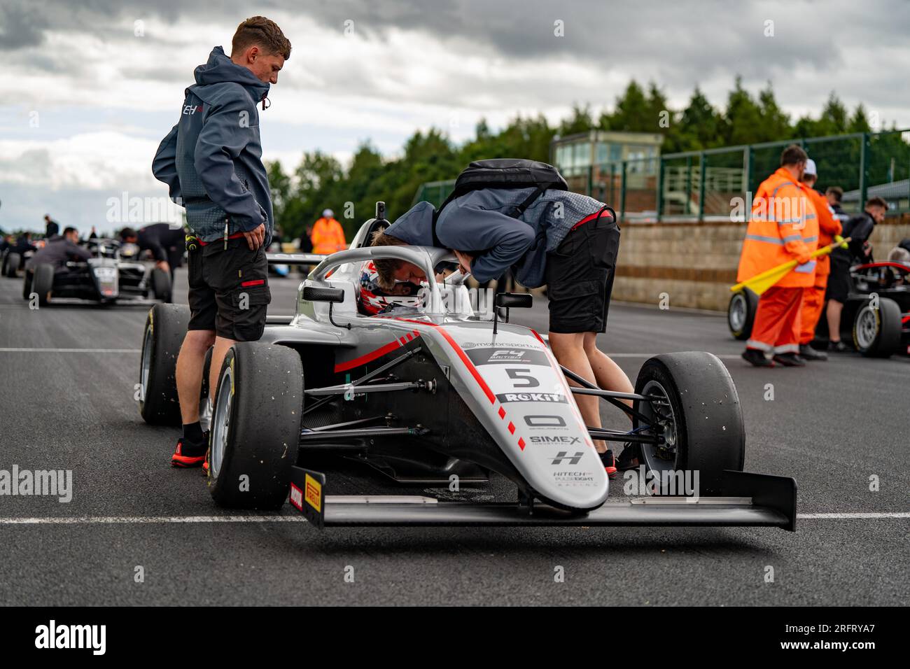 William MACINTYRE - Hitech Pulse-Eight British F4 Championship Croft ...