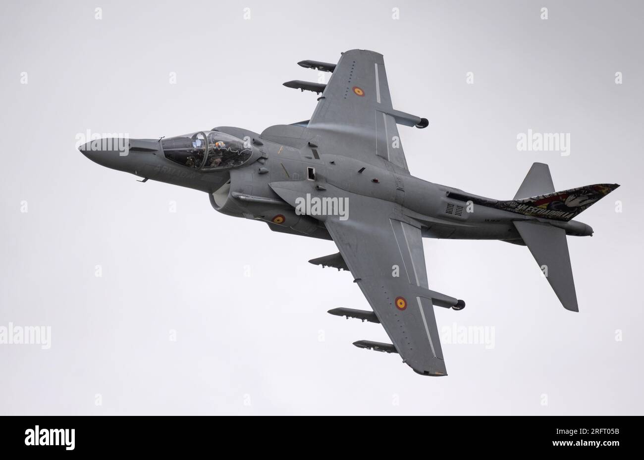 Mcdonnell douglas av 8b harrier ii hi-res stock photography and images ...