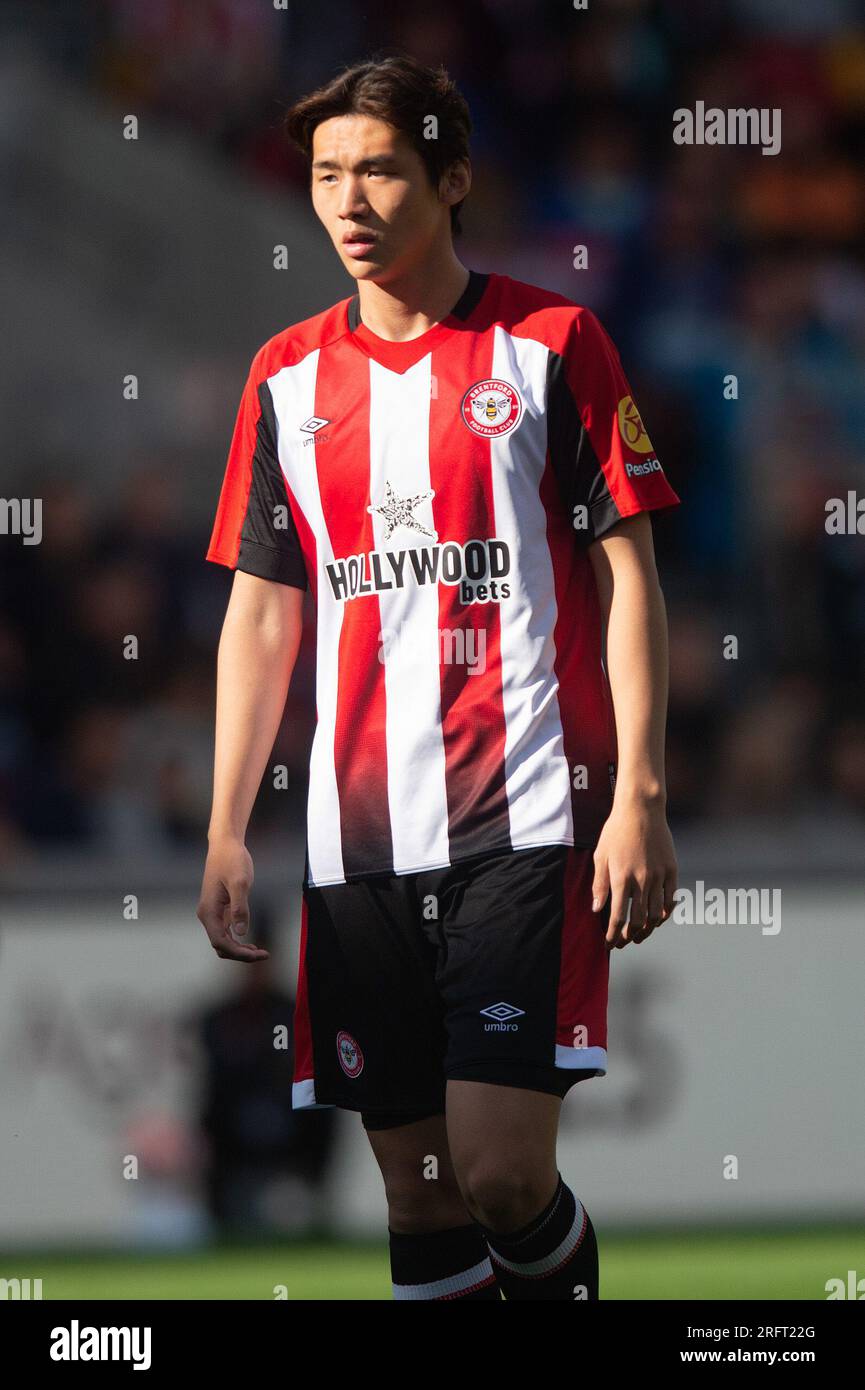 Ji soo kim brentford hi-res stock photography and images - Alamy