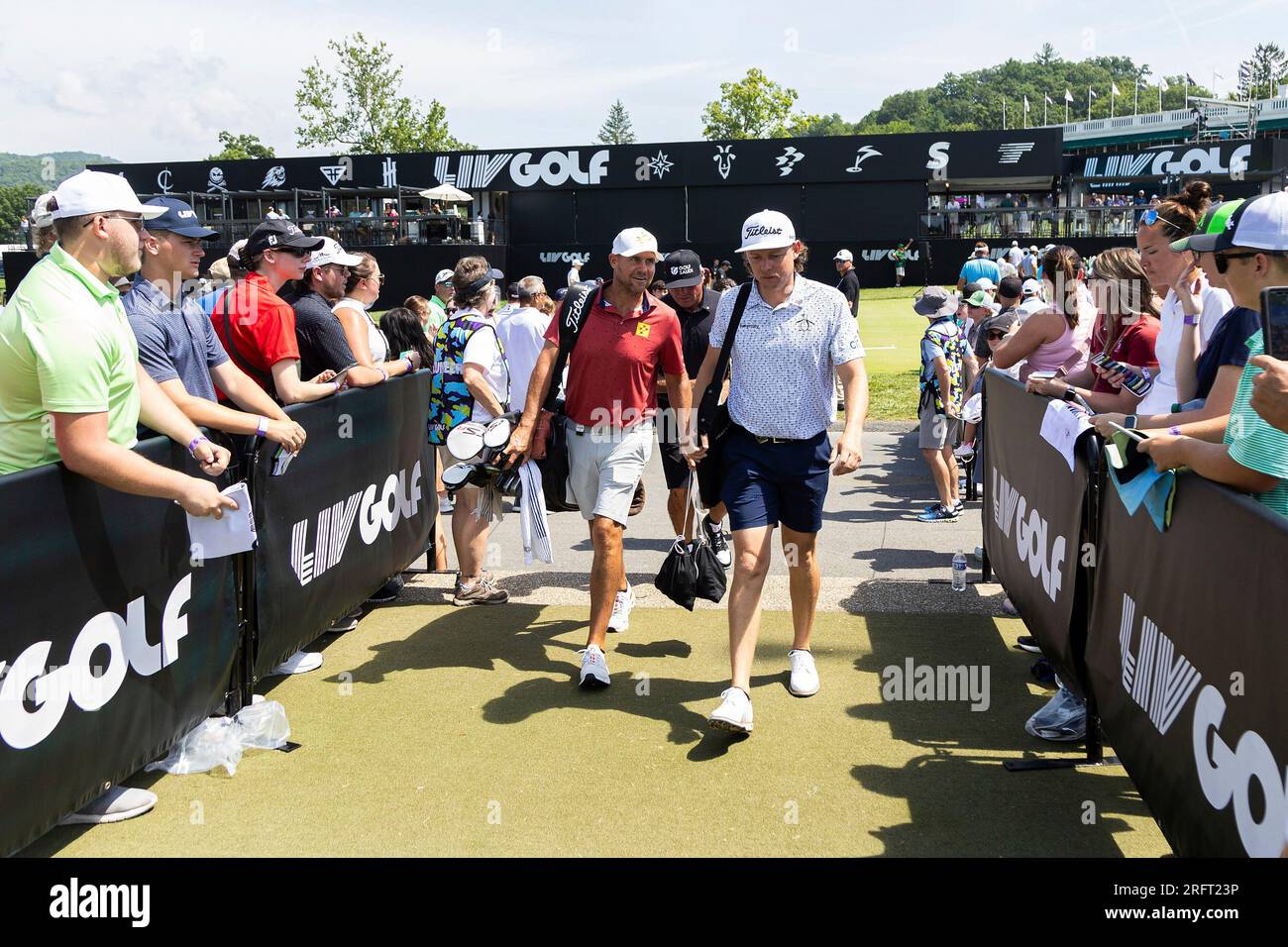 Captain Cameron Smith of Ripper GC arrives to the driving range during ...