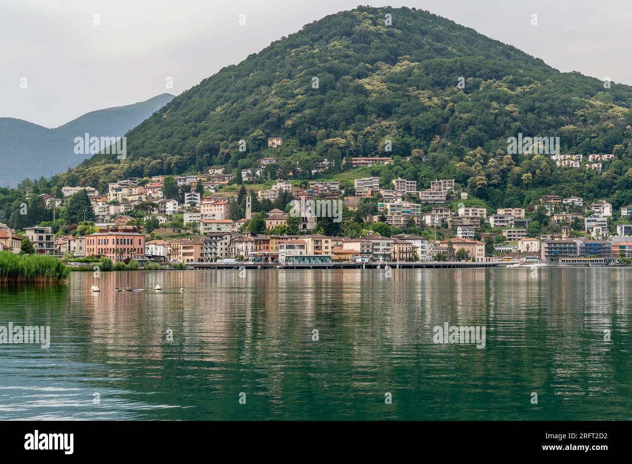 Italy switzerland border hi-res stock photography and images - Alamy