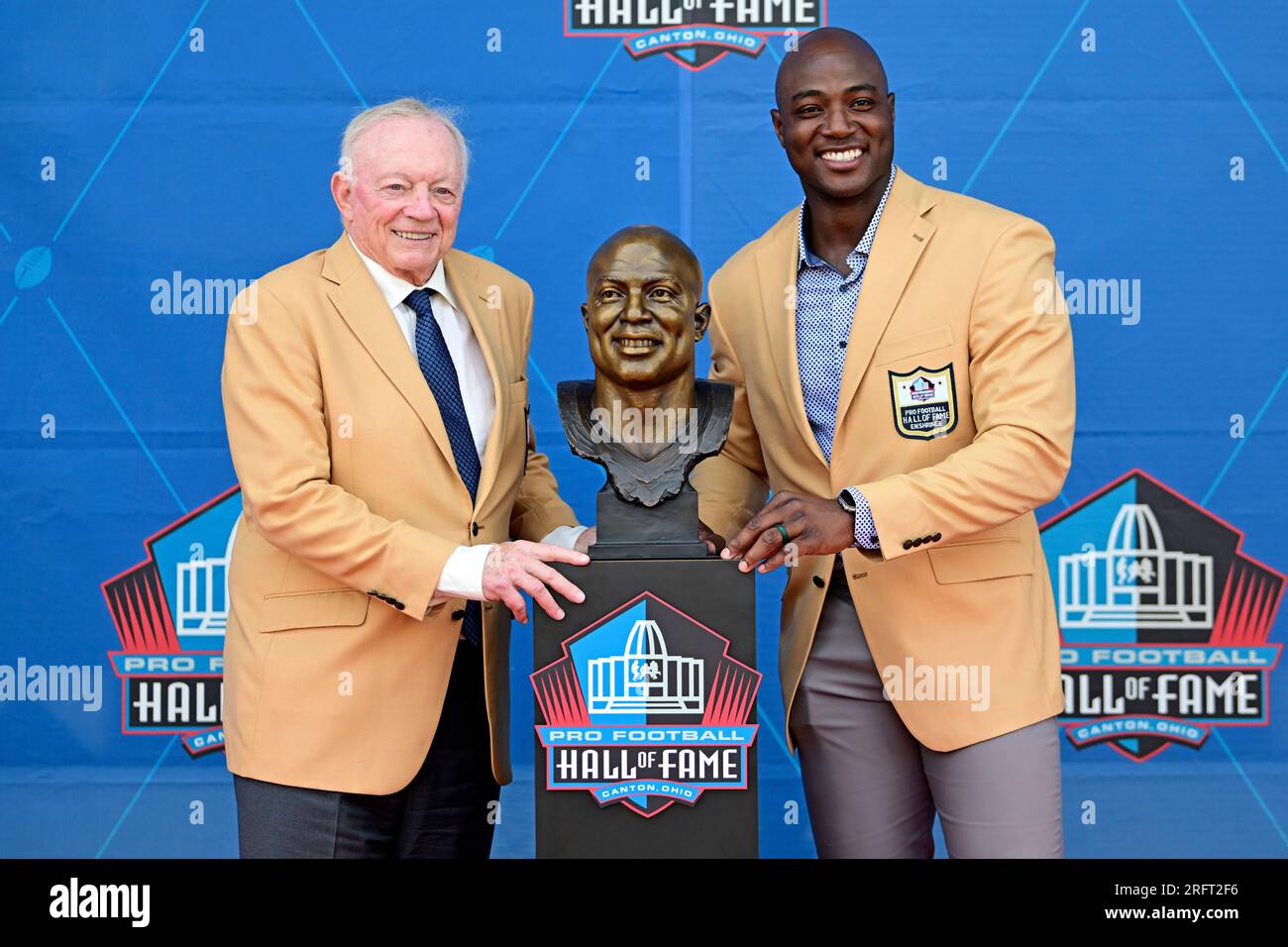Former NFL player DeMarcus Ware, right, and Dallas Cowboys owner Jerry ...