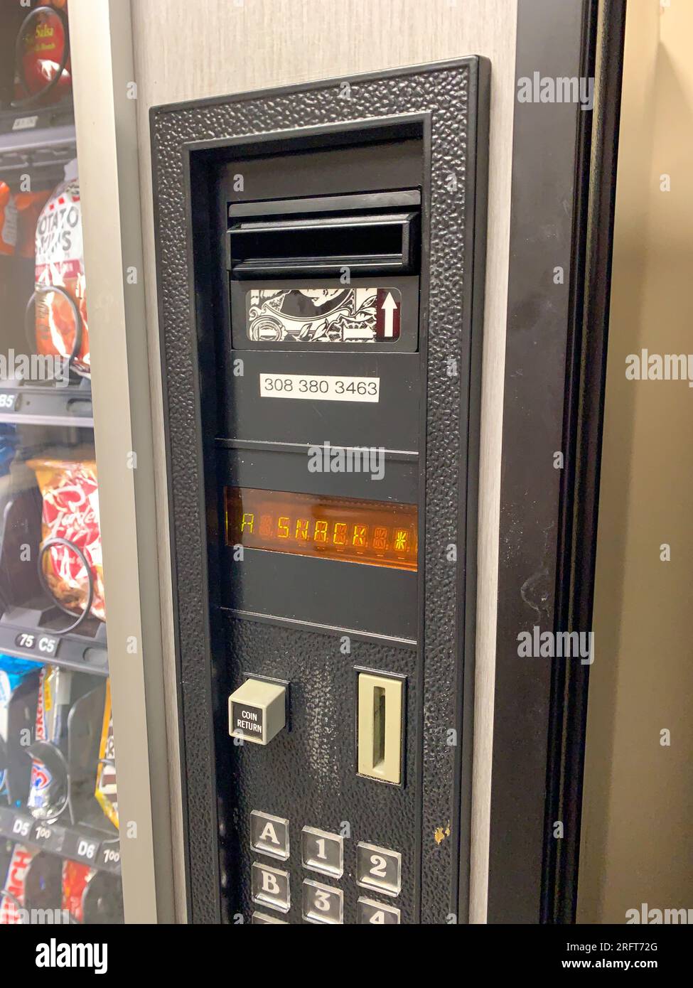 Break room vending hi-res stock photography and images - Alamy