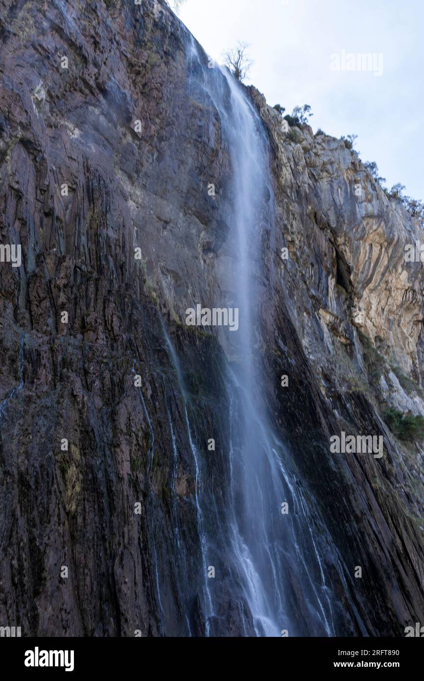 Cascada del nacimiento del asn hi-res stock photography and images - Alamy