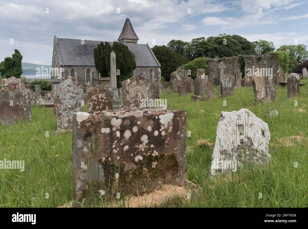 Historic graveyard and church of Wigtown Stock Photo - Alamy