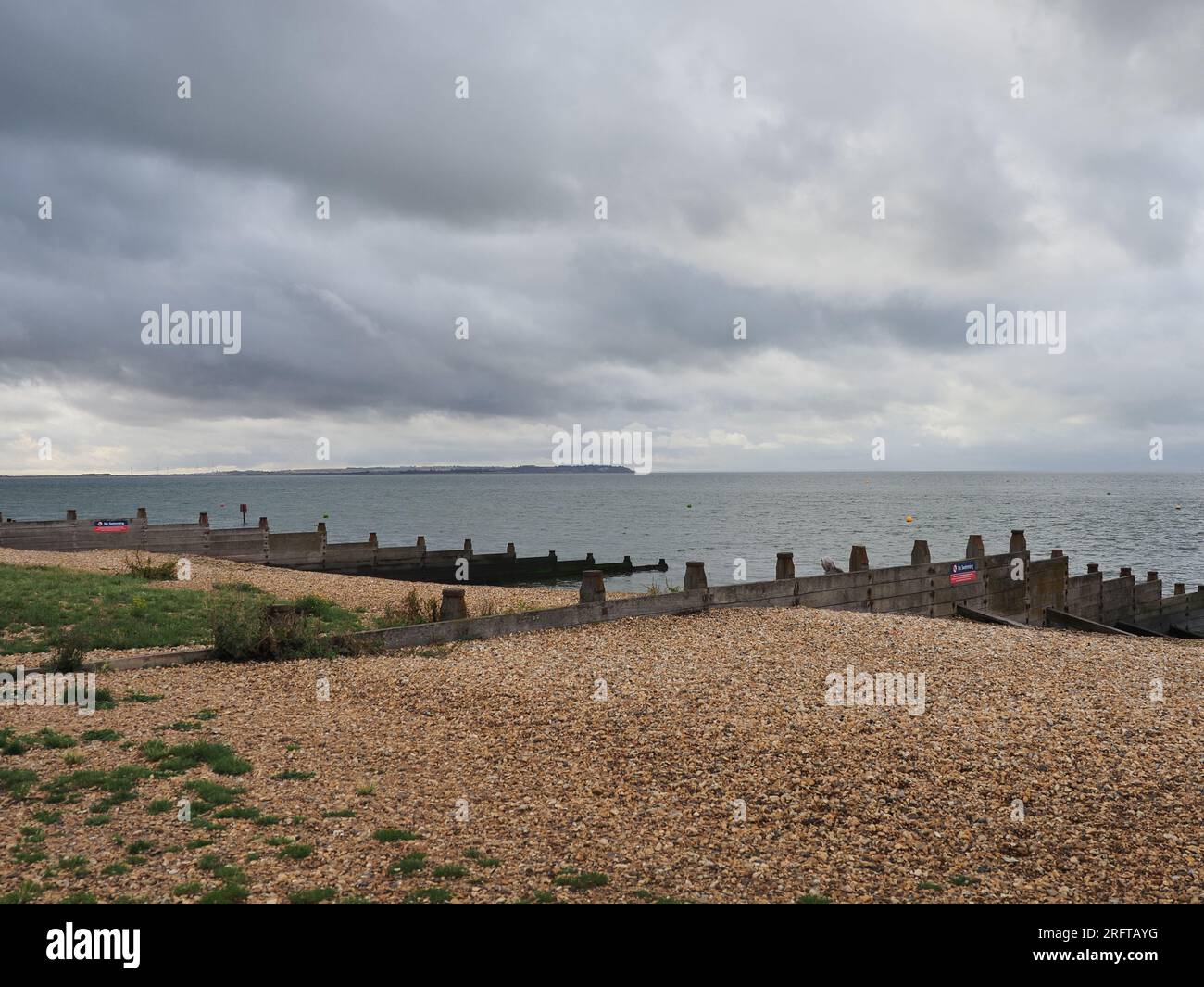Whitstable, Kent, UK. 5th Aug, 2023. UK Weather: rain clouds with sunny ...